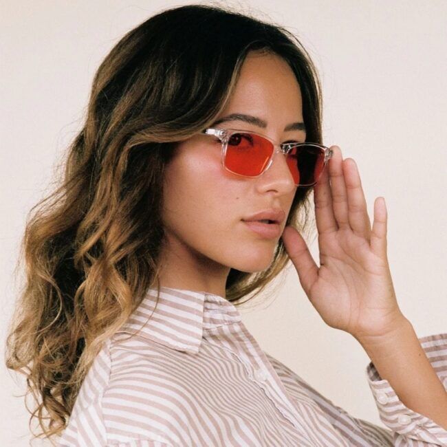 5 Infrared And Red Light Glasses For Easing Eye Strain - Good Gear